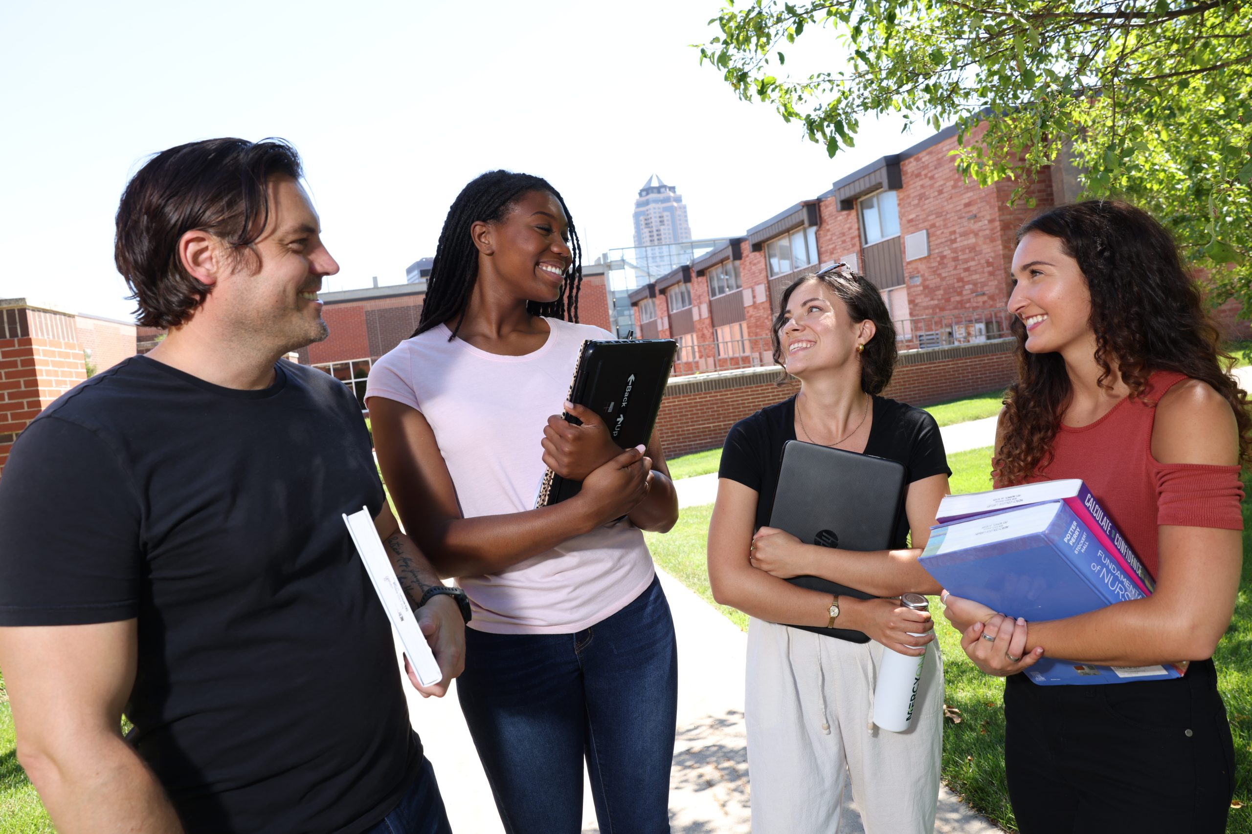 296 Mercy College Students Earn Academic Honors - Mercy College